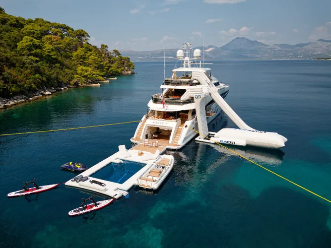 MIRAGE IV yacht for charter (Princess, 40.16m, 2017)